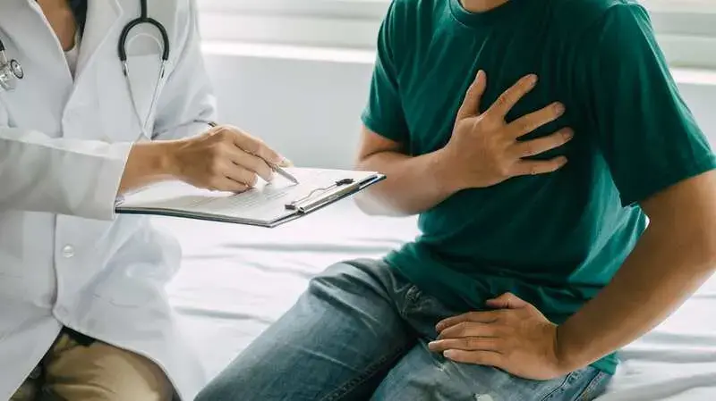 Causes, symptoms, and treatment of right-side chest pain and discomfort